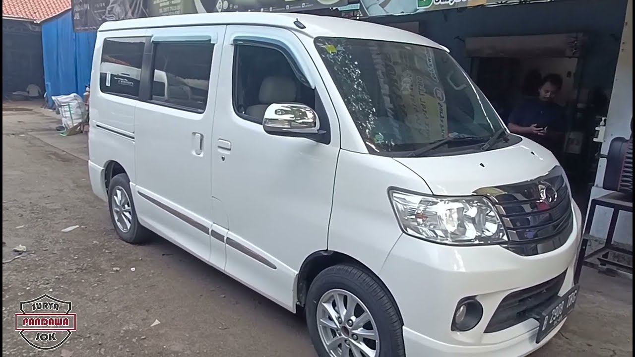Upgrade! Mobil Luxio Dengan Captain Seat Luxury. - YouTube