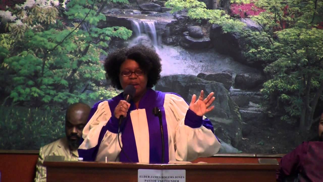 Min. Carolyn Cherry - "Look Beyond The Cross" - YouTube