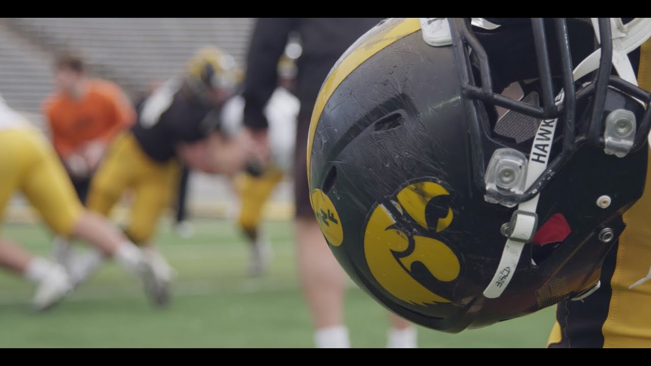 The Swarm: Iowa Spring Ball Highlight - YouTube