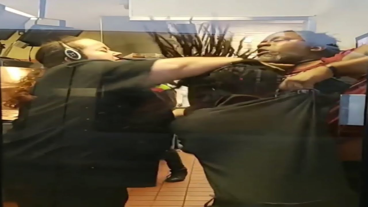Fast Food restaurants fight - YouTube
