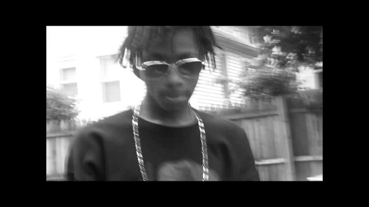 Kid Kush- Roll It Up Official Music Video - YouTube