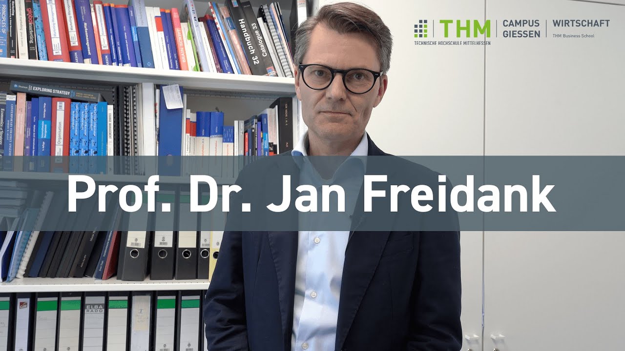 Interview: Prof. Dr. Jan Freidank | THM MBA | Part 1 - YouTube