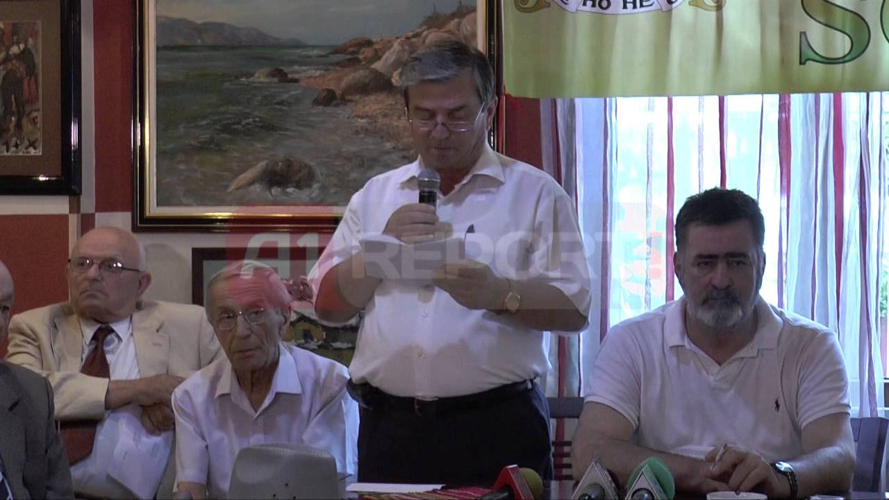 A1 Report - Arben Duka nderohet me titullin Qytetar Nderi i ...