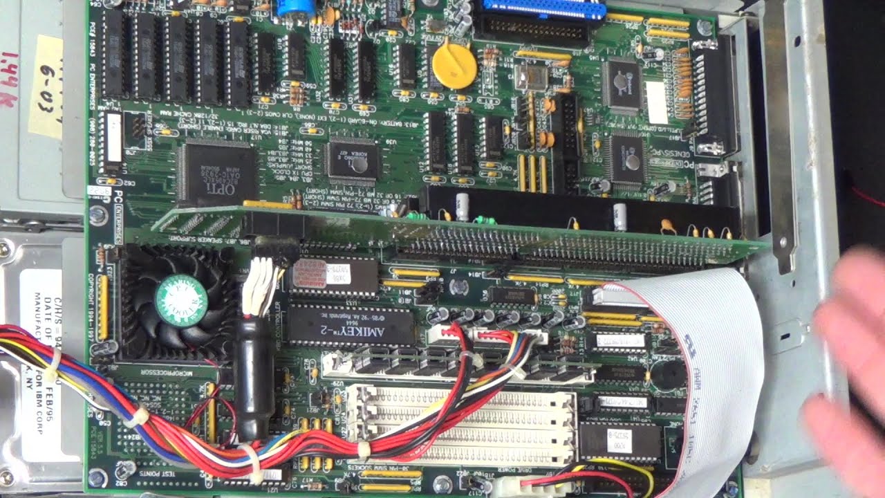 PS/2 Model 25 Genesis-PC Pt.1 - YouTube