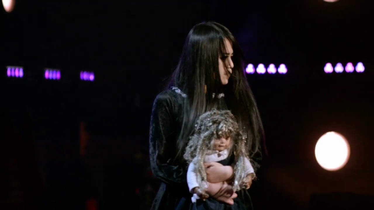 Very Creepy, the Scared Riana America's Got Talent - YouTube