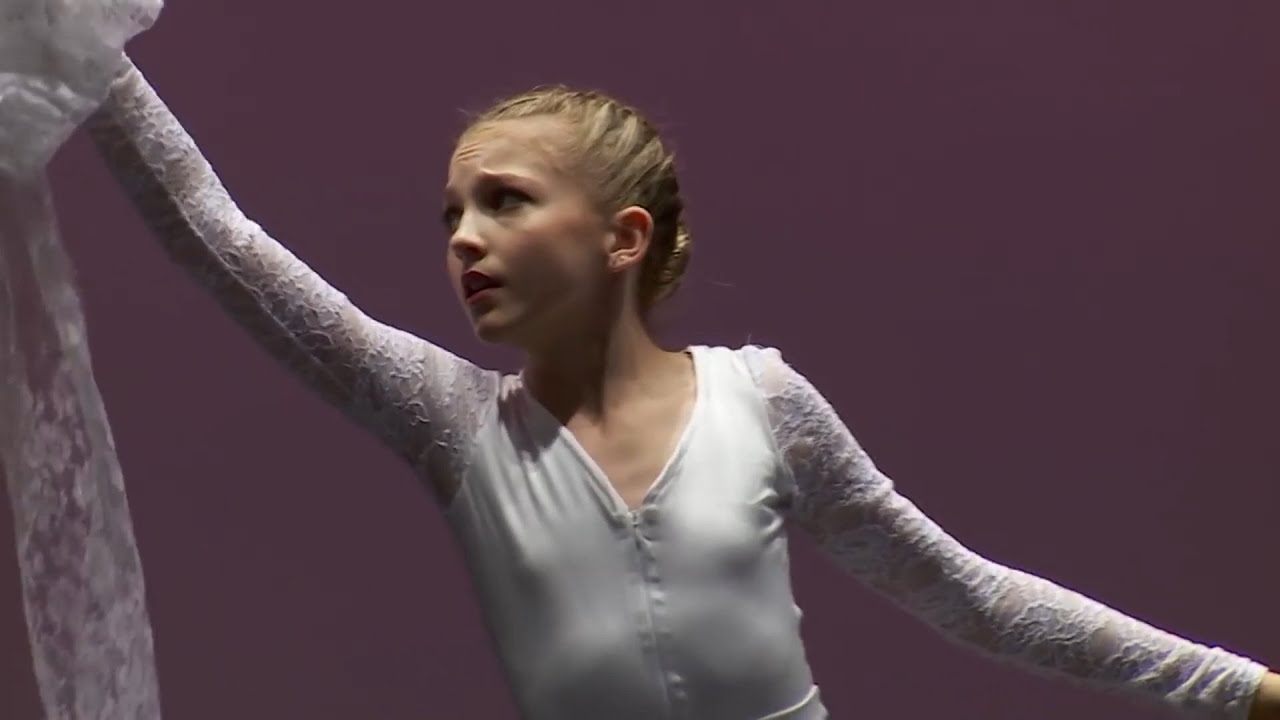 Me Ni Yakisuita Monogatari || Dance Moms Audioswap - YouTube