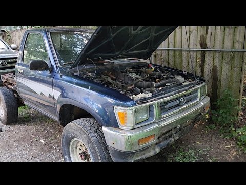92 toyota 22RE estuvo parado por 4 años aver si lo arrancamos - YouTube