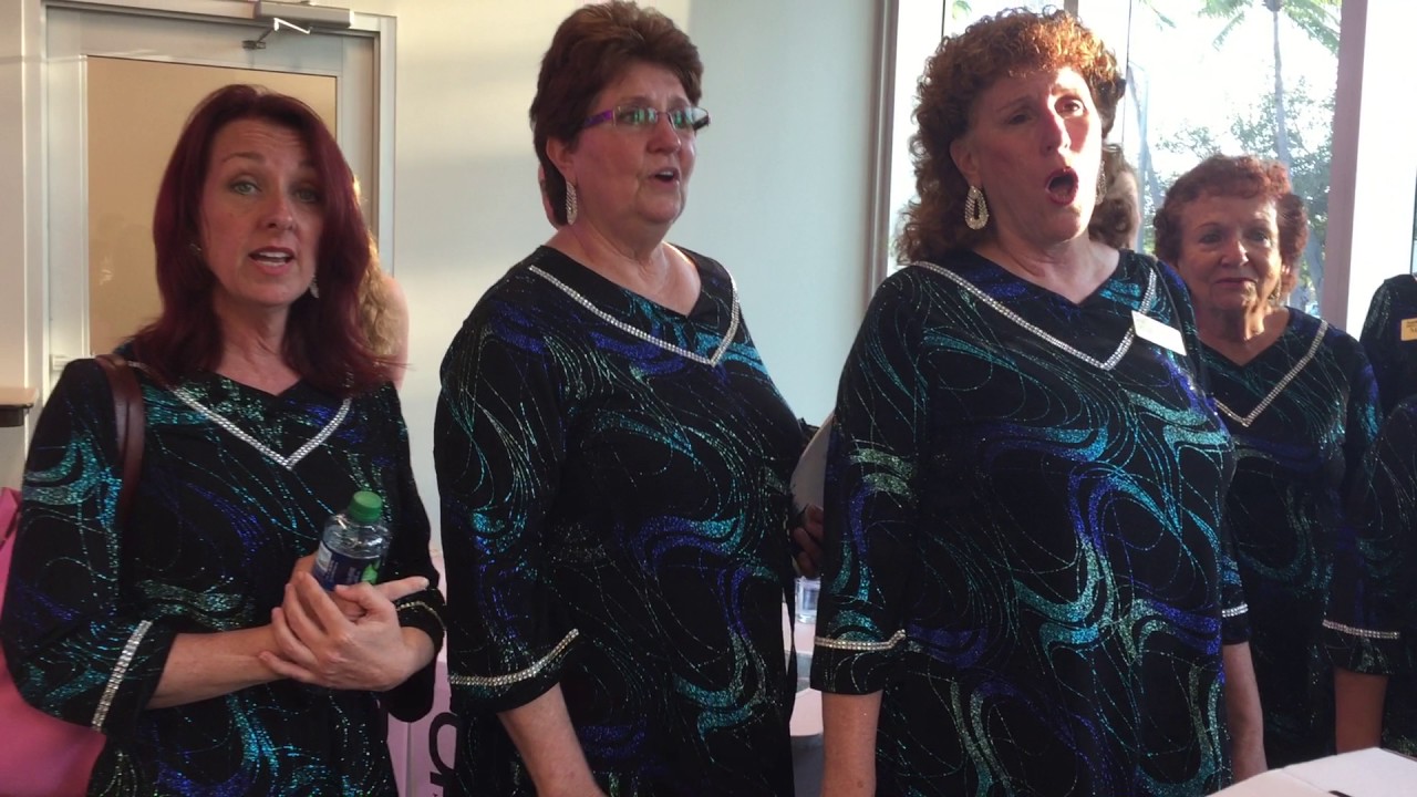 Impromptu Choral Performance - YouTube