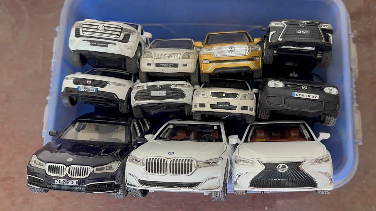 Lets pickup most realistic model cars,Toyota,Mercedese,BMW 7 series ...