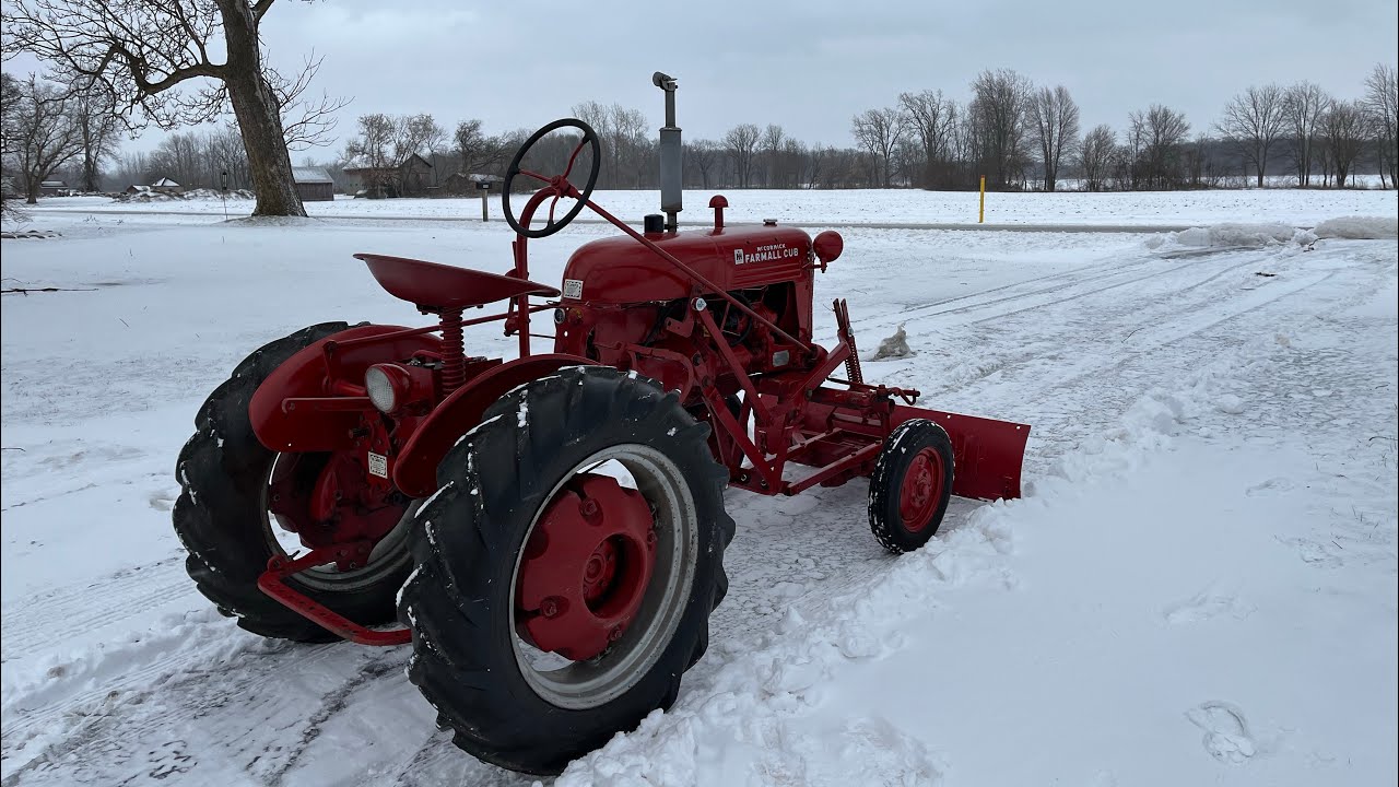 1949 Farmall Cub - plowing snow - YouTube
