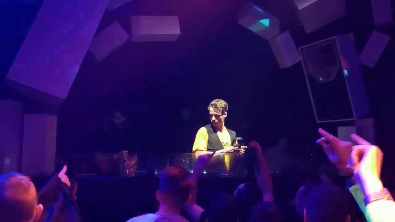 Maddix - REALITY @Revealed Night [BOOTSHAUS] - YouTube