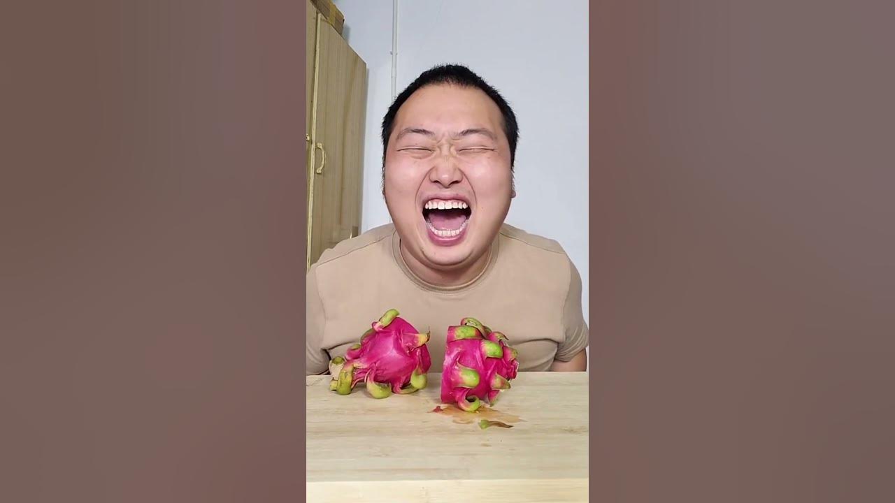 感谢大家收看我的视频，请关注并分享 哈哈哈娱乐一下😂😂😂 给生活找点乐子 搞笑家庭欢乐多 快乐就这么简单 愿大家开心快乐每一天 童心未泯开心最好 Youtube
