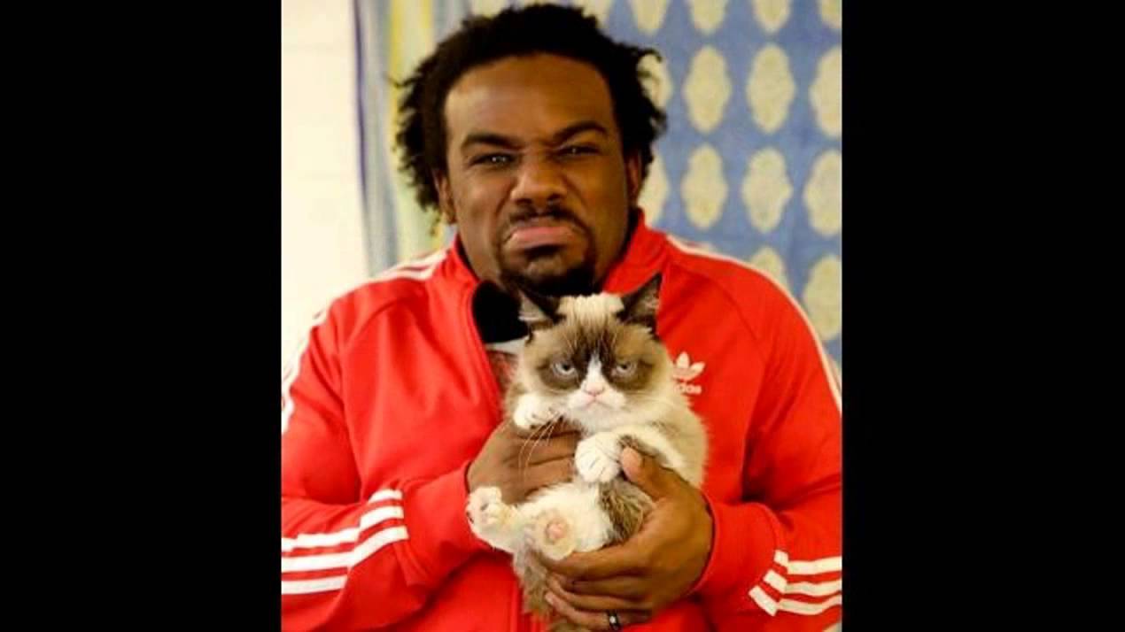 WWE Superstars Meet Grumpy Cat Slide Show - YouTube