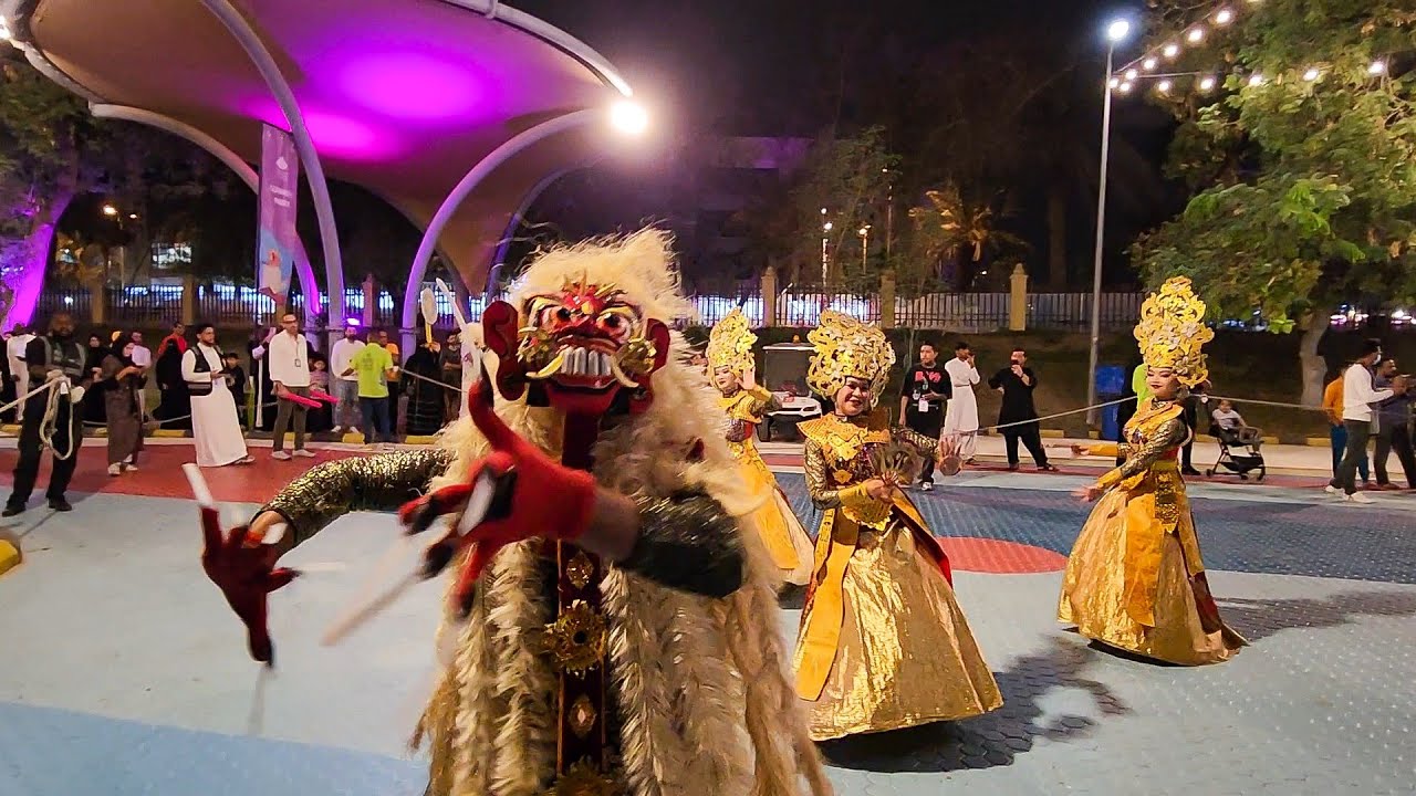 Indonesia week at Al-Suwaidi Park, Riyadh. The part of Indonesia that I ...