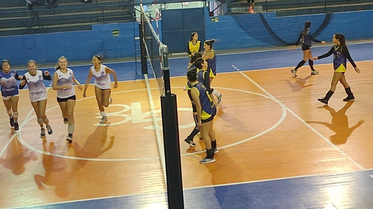 Vôlei - Grajaú Country X AABB/TIJUCA - SUB17 - YouTube