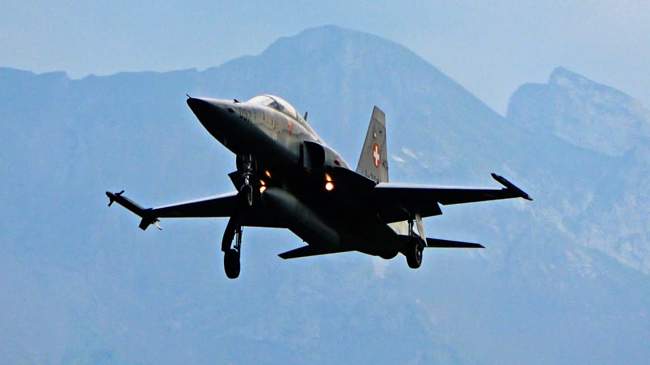 F-5 Tigers Landing at Emmen Air Base in Switzerland [4K] - YouTube