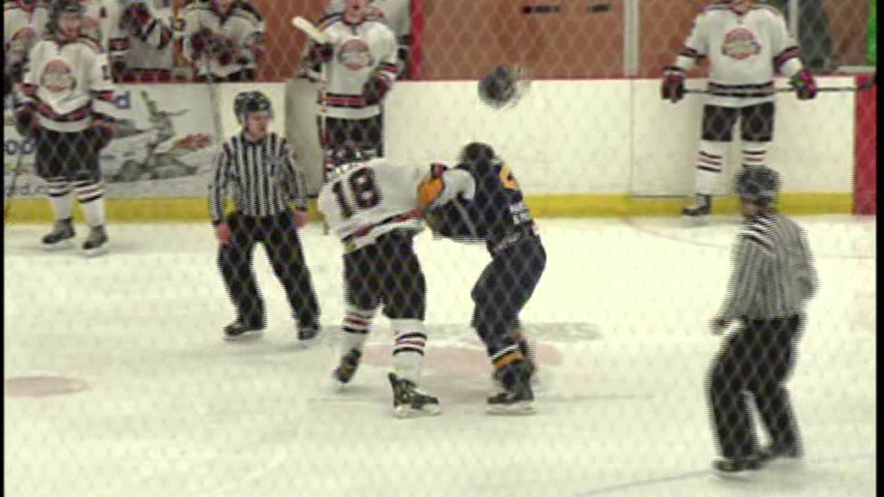 John Mullally vs Matt Wright - YouTube