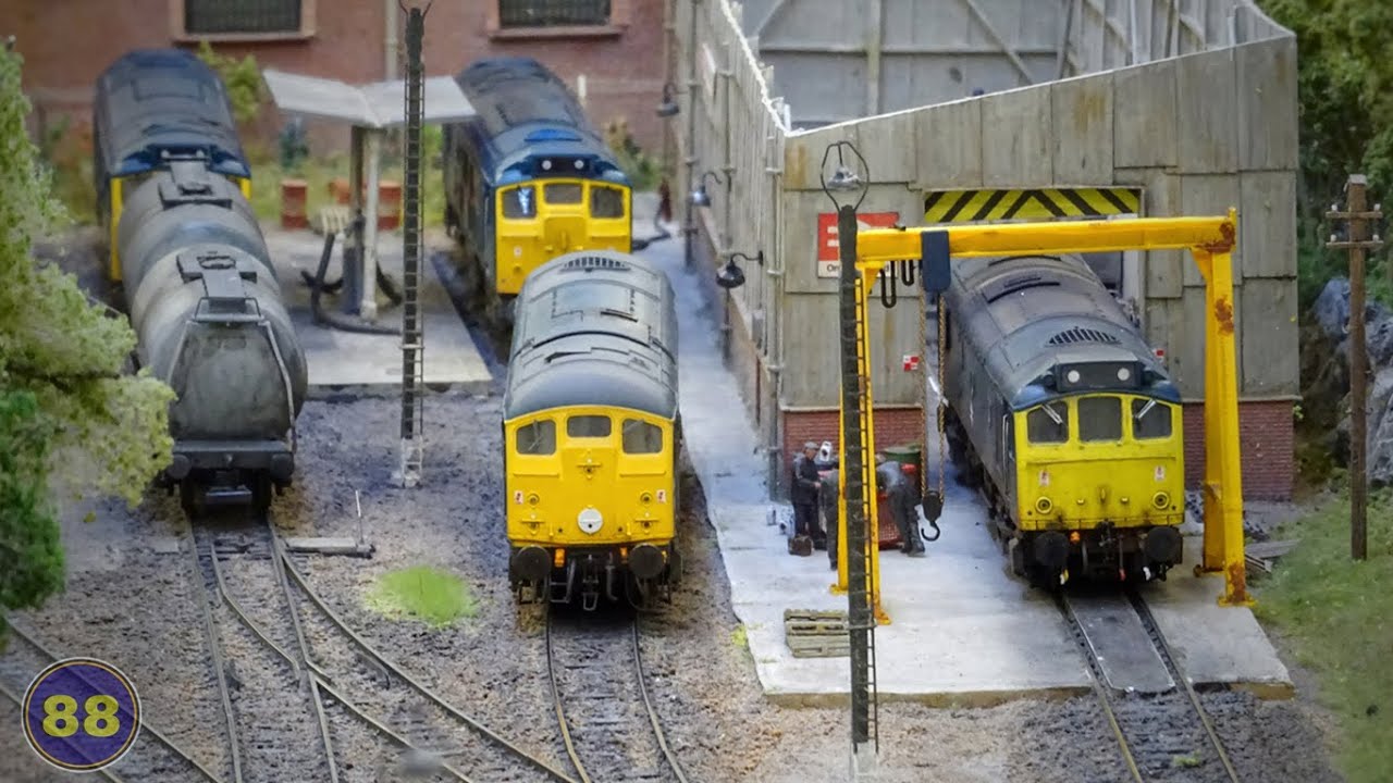 Exmoor Coast & Friends - Model Railway Exhibition - 30/10/2021 - YouTube