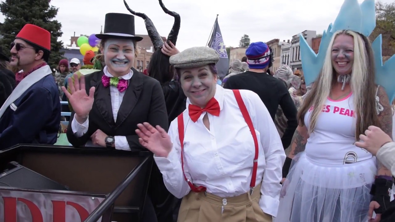 This year's Emma Crawford Coffin Races and Festival - YouTube