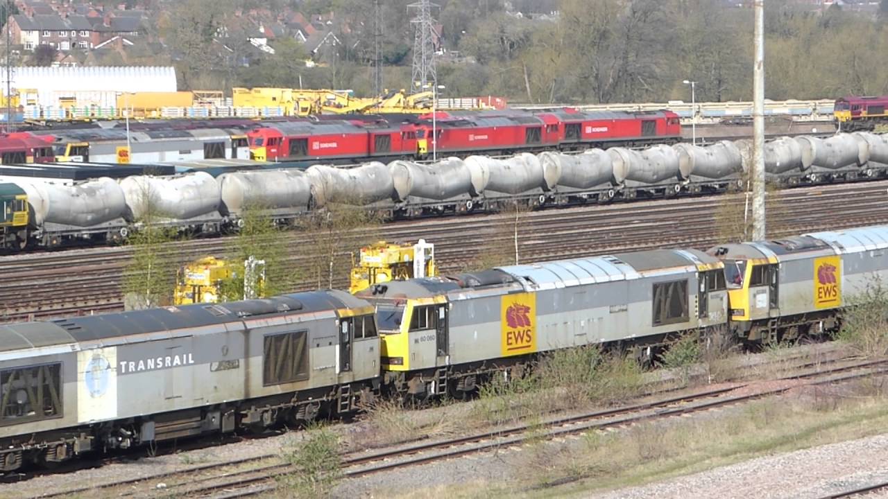 Freightliner Class 66599 - YouTube