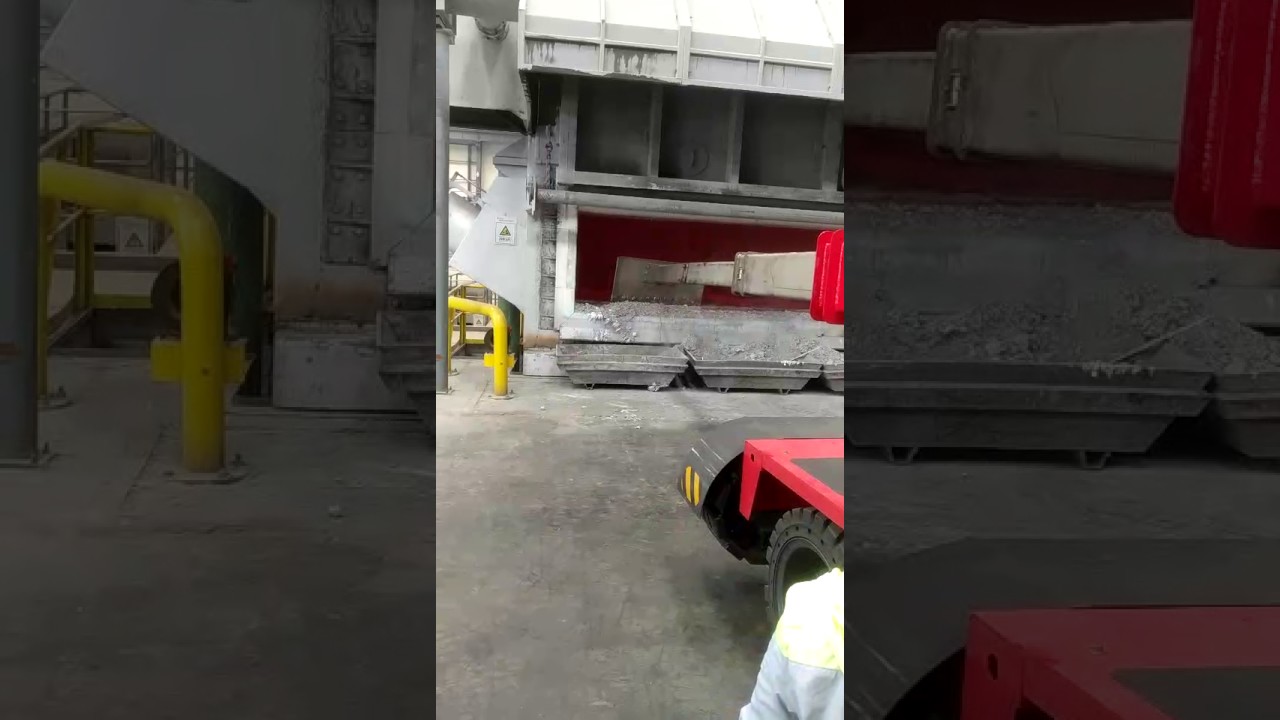 slag cleaning. dross skimming.furnace tending vehicles - YouTube