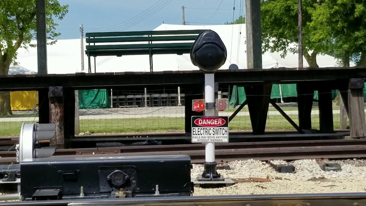 IRM Central Avenue Electric Switch Signal, Union, IL - YouTube