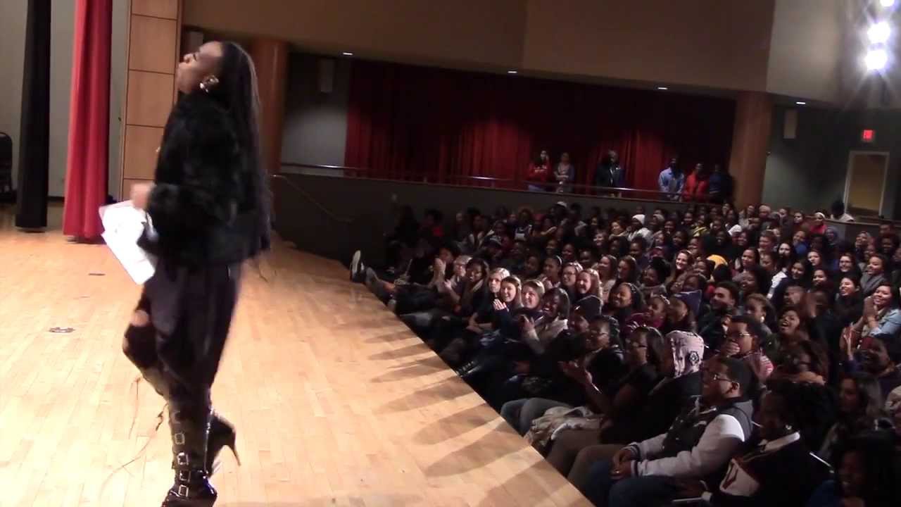 Bootz Durango Opens/Hosts @ UNCG 2014 - YouTube