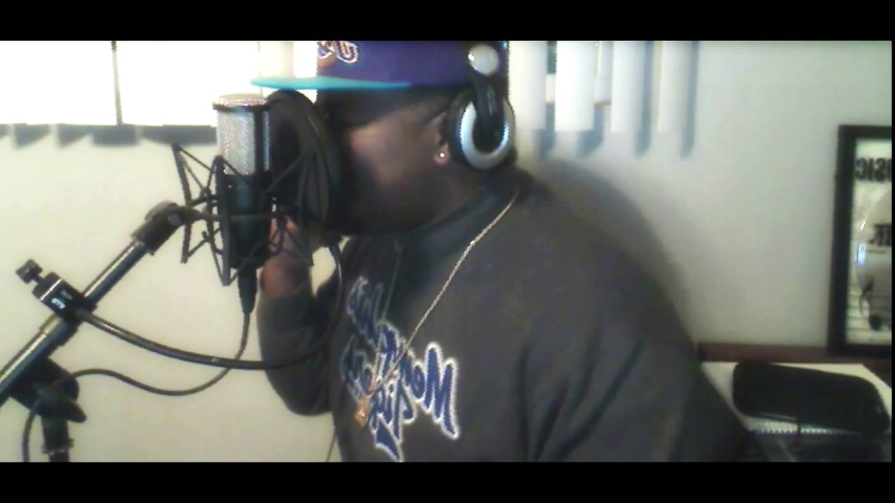 Brandon Christian Can sing anything to this beat! - YouTube