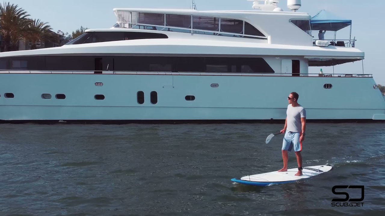 SCUBAJET – As easy as grab and go with dual hand or remote control ...