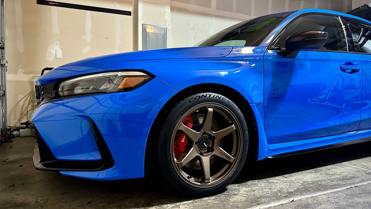 FL5 Type R Enkei T6R Matte Bronze - YouTube