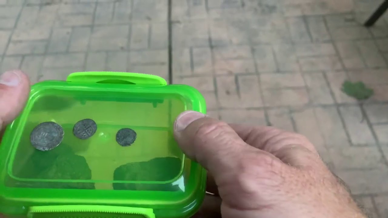 Tarsacci MDT 8000 Testing a English Farthing On Edge - YouTube