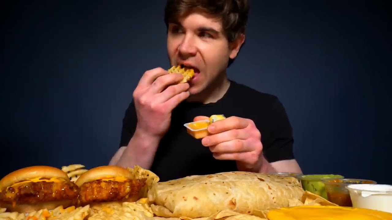 Mikey ASMR cheesy burrito fried chicken burger Mukbang bites only - YouTube