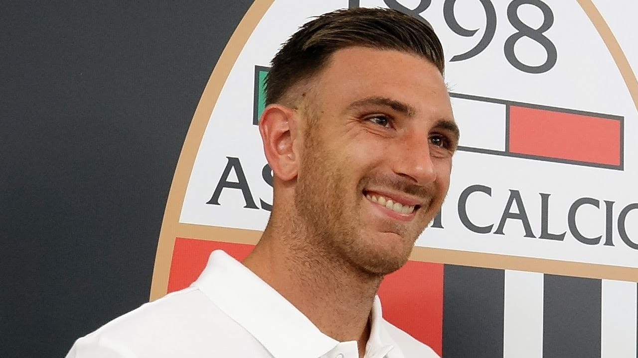 Ascoli Calcio, presentazione Filippo Perucchini - YouTube