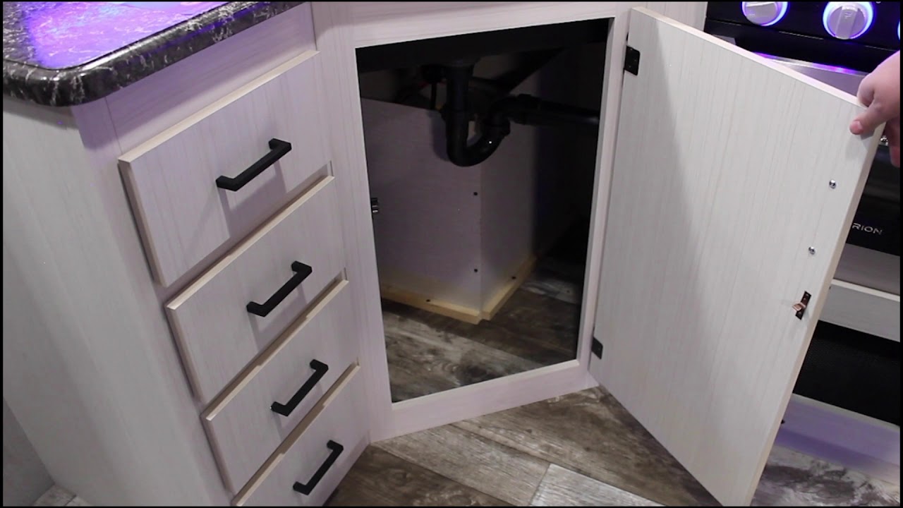 2021 Venture RV Stratus 261VRL Interior Features - YouTube