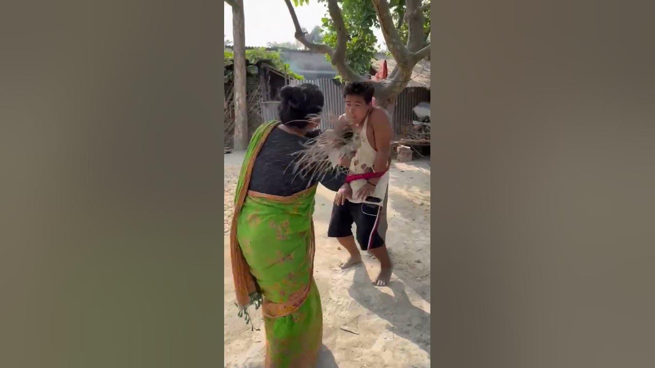 Aam Chor Ko Bandh Kar Jharu Se Mara 🙄😂😁 Viral Funny Shorts Youtube