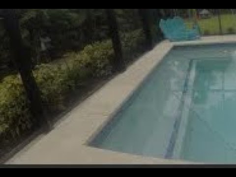 Cool flips in the pool - YouTube