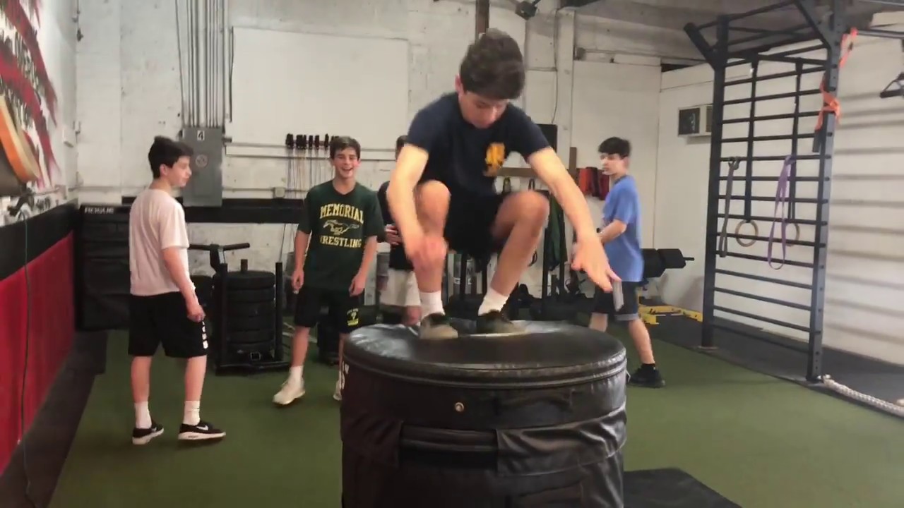 🔥 AWESOME Training at Manasquan Underground Strength Gym ...