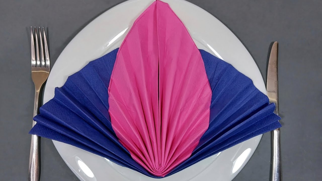 HOW TO FOLD A PAPER NAPKIN FAN - TABLE DECORATION - YouTube