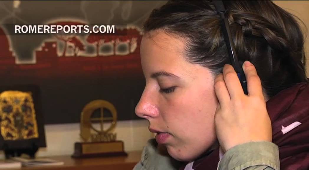 'Pray in the Subway' phone app to pray anytime, anywhere - YouTube