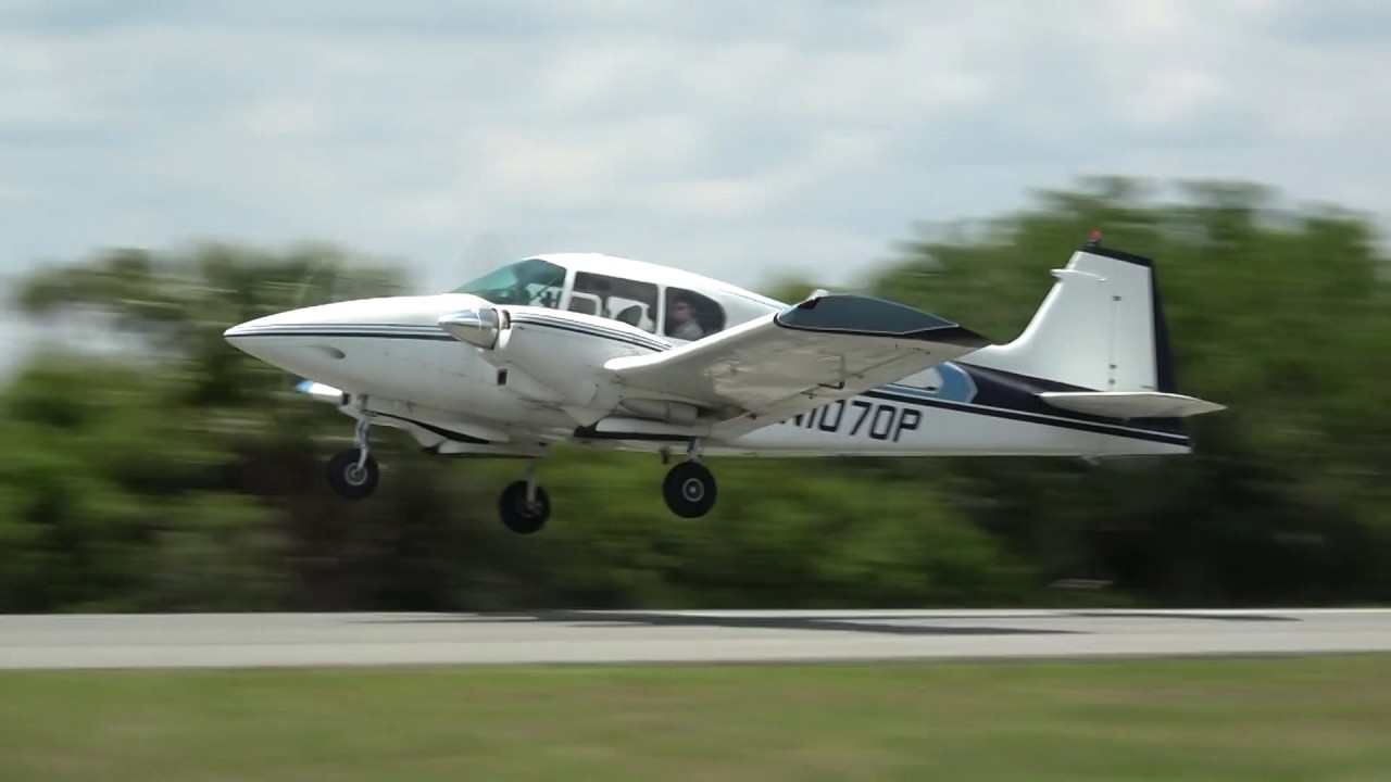 Piper Aztec departing 09J on 4/23/17 - YouTube