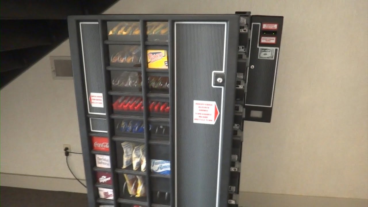 Epic Manual Vending Machine - YouTube