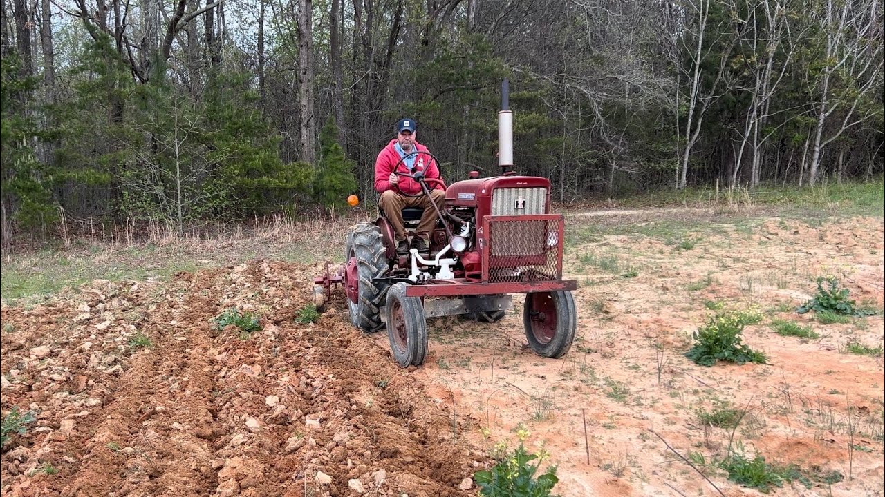 Chisel Plowing The New Jimmy Red Corn Field - YouTube