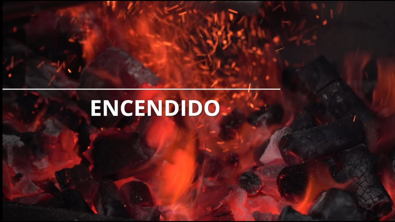 2 Encendido del horno de brasa Pujadas Grill. - YouTube