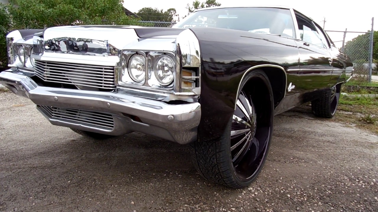 Custom 72' black plum donk on 28's beating - YouTube