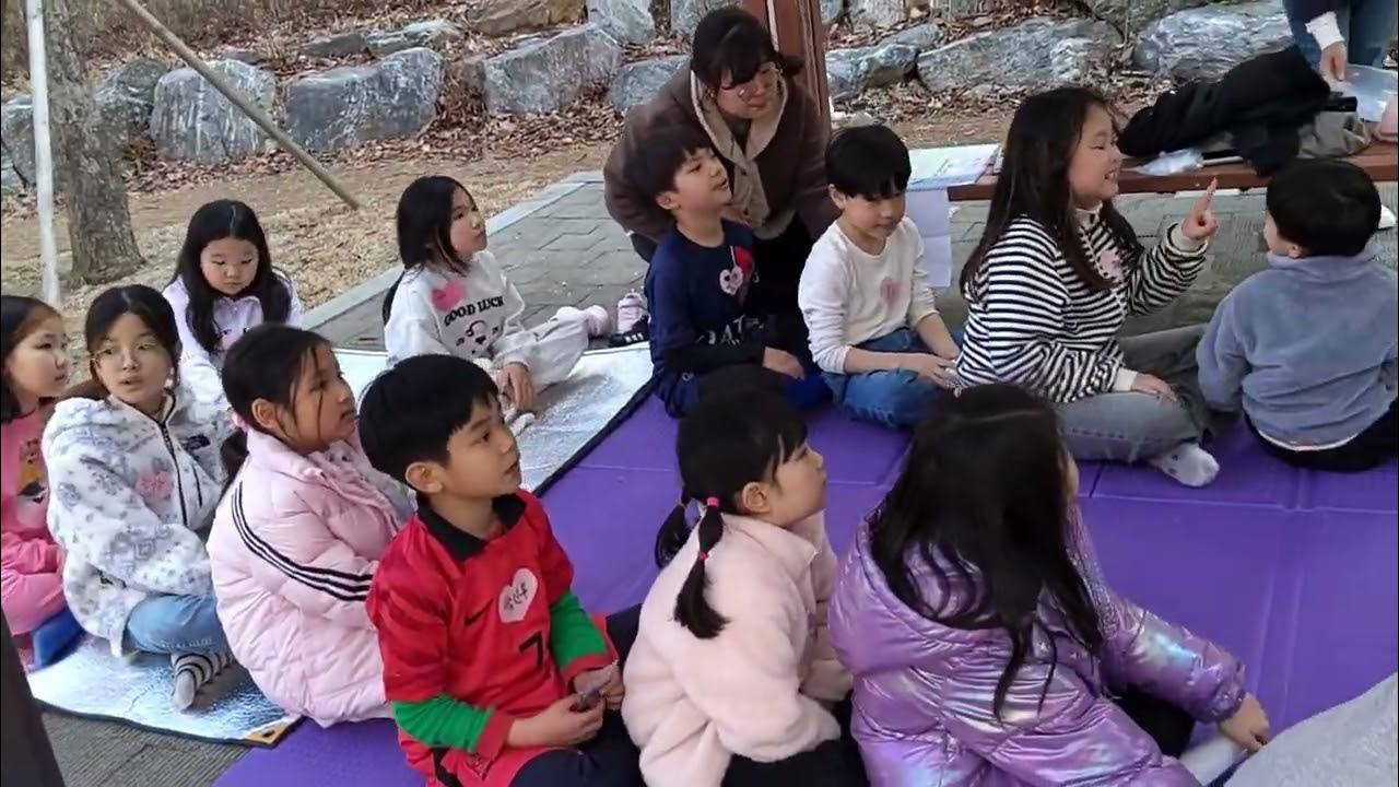 《빛을비추는교회 새소식반 2주차》♡일시 3월 23일 토요일 오후 3시♡장소 솔향기 쌈지공원♡참석 선생님 안혜란
