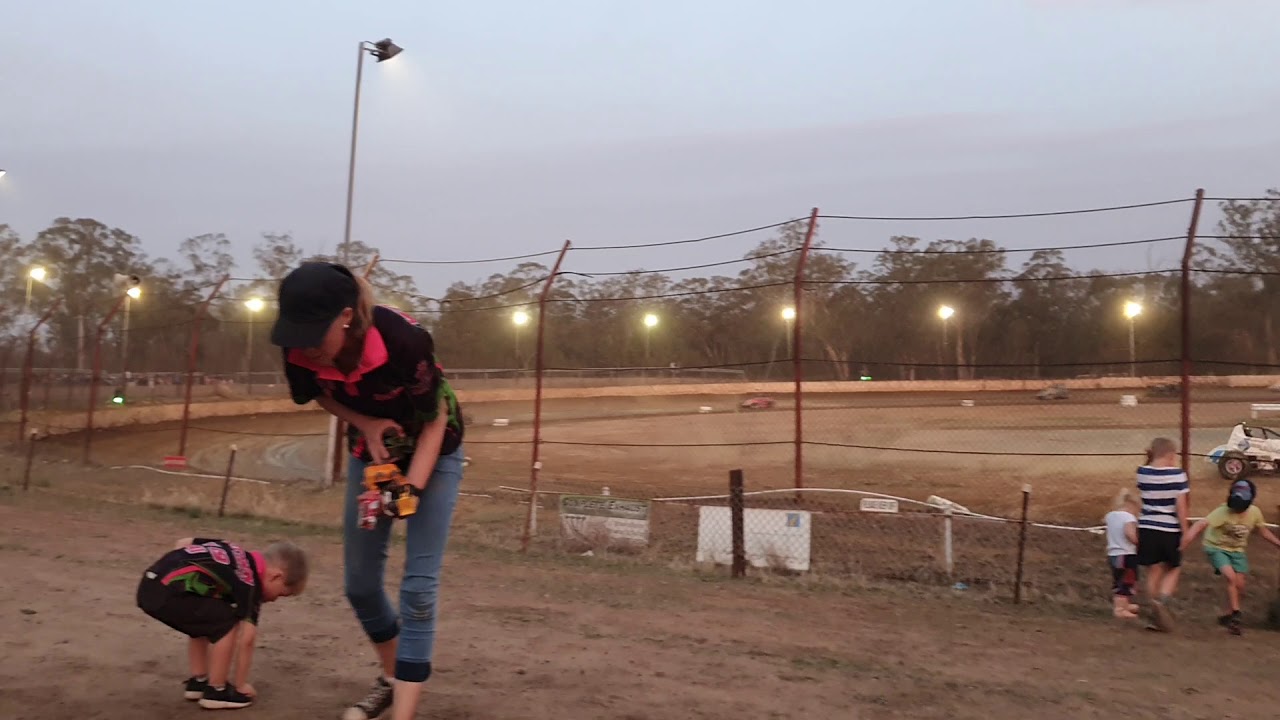 Gilgandra Speedway Wingless Sprints - Heat 2B - 23 Nov 2019 - YouTube