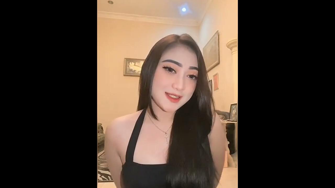 Spg cantik montok bahenol mulus seksi pakai rok mini @spgcantik3257 - YouTube