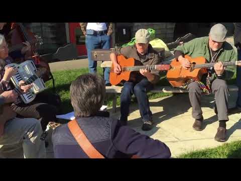 Michael Dunn at GS Guitar Camp (2) March 8, 2015 - YouTube
