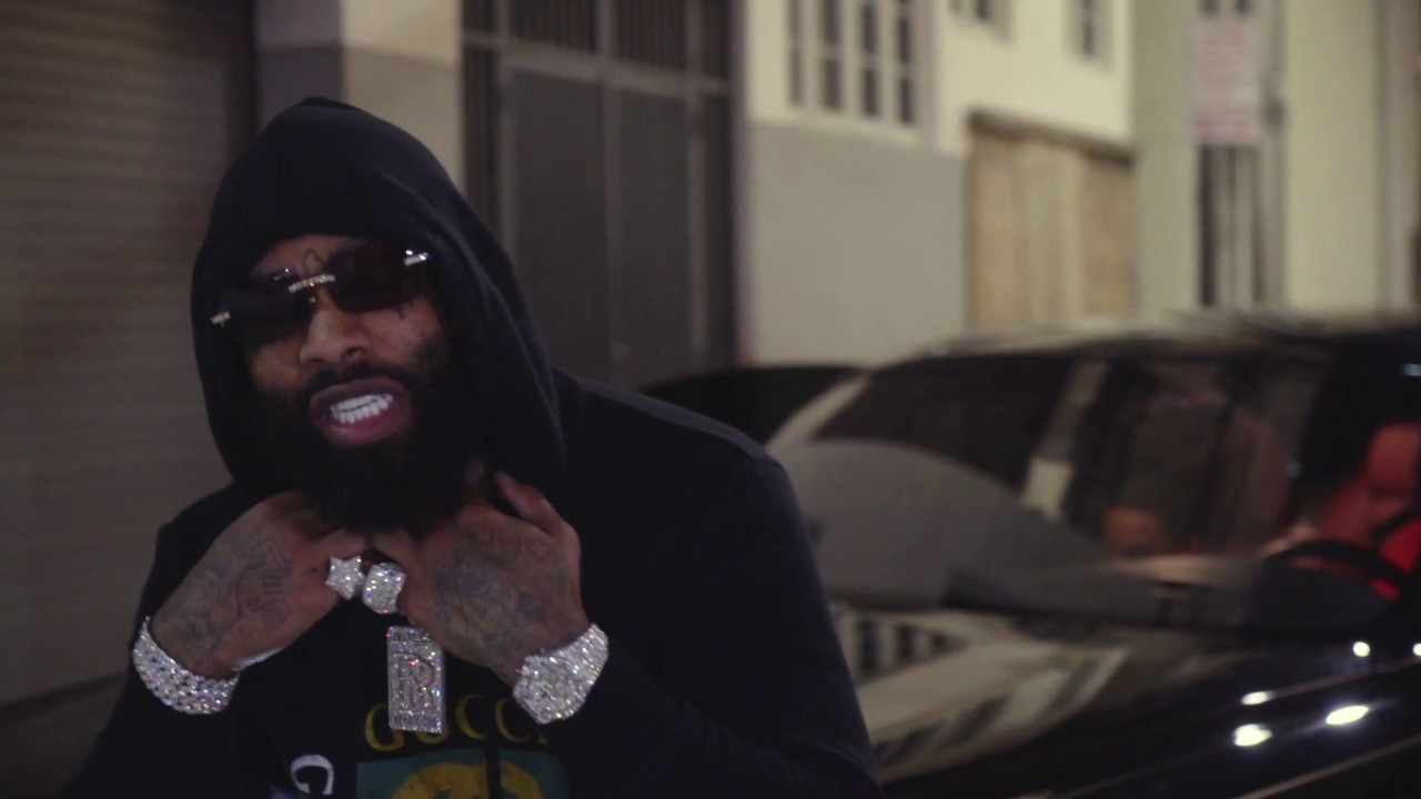 OuttaTown - "Working" (Offical Video) Shot by Derwynnwho - YouTube
