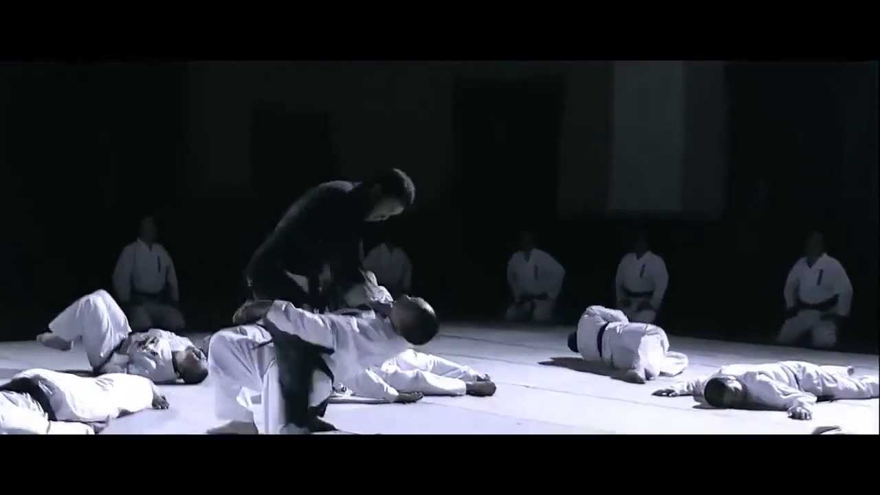 Ip Man Wing Chun Against 10 Karate Black Belts Official HD - YouTube
